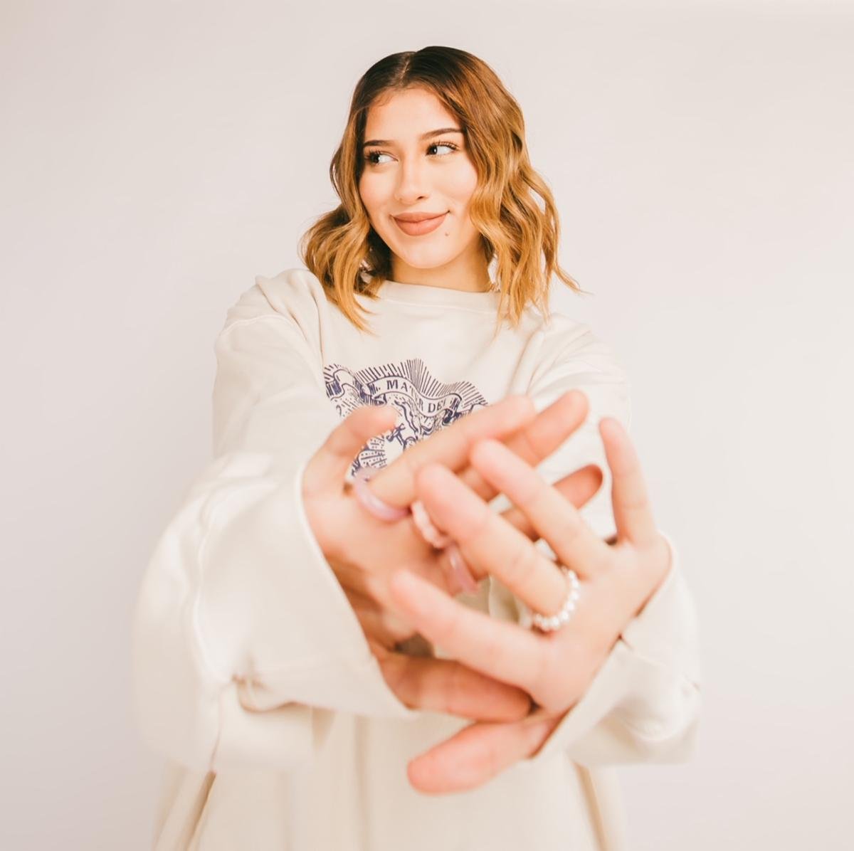 LAURI GARCÍA Y LOS ÁNGELES AZULES SON LOS INVITADOS ESPECIALES EN EL ...